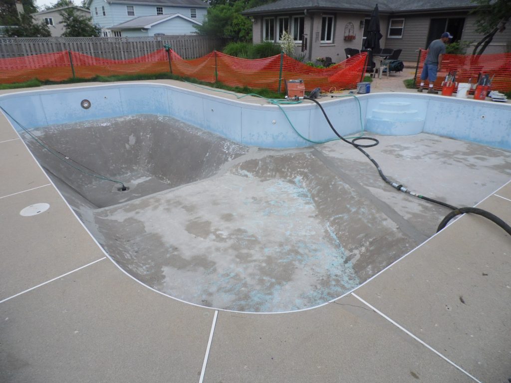 Swimming Pool Resurfacing - Danna Pools Inc.